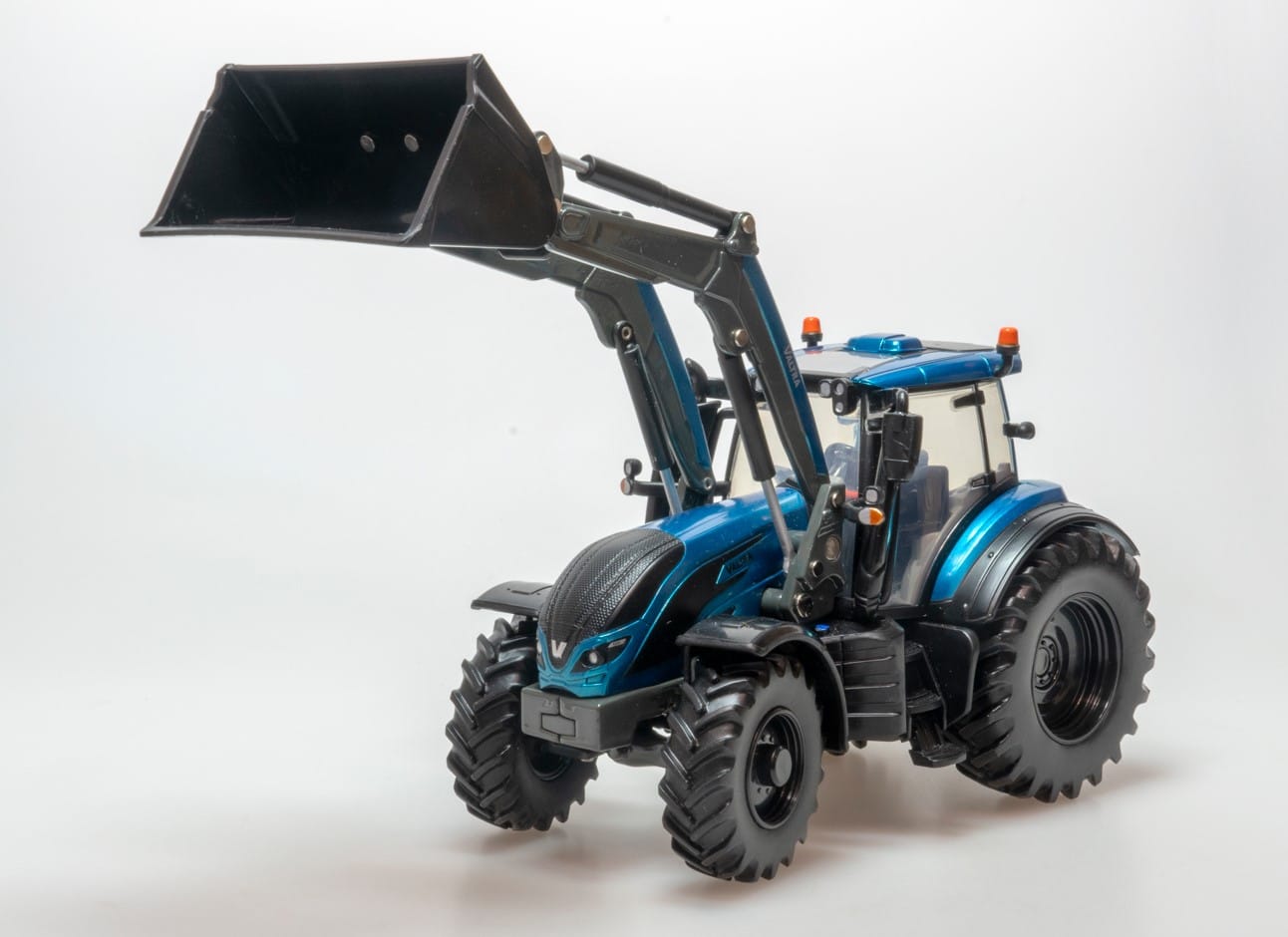 Valtra T234 with Front Loader Scale Model