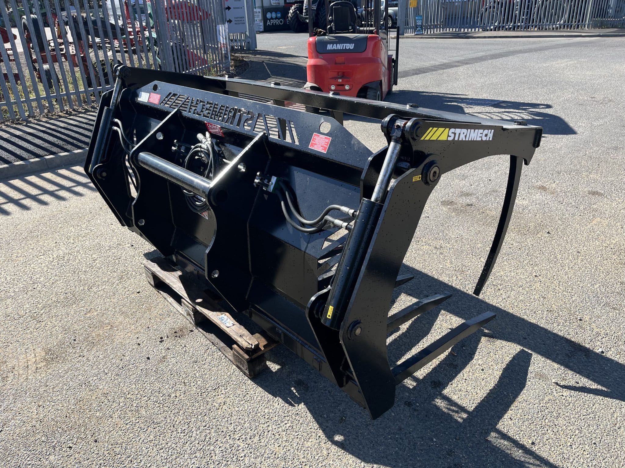 New Strimech 8ft Muck Grap