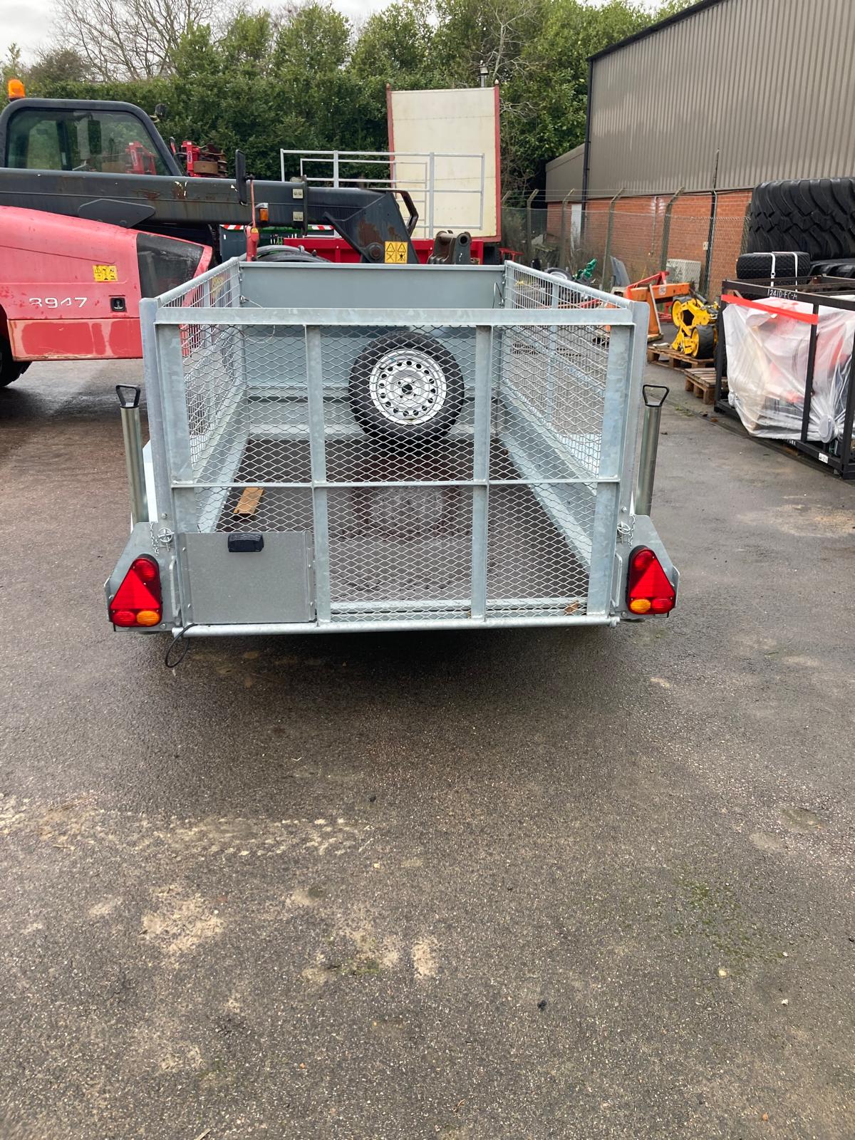 LOGIC TRAILER BODY